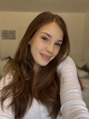 Anna Zoe W. – Online-Nachhilfelehrkraft für Deutsch, Englisch