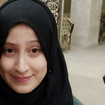 Bouchra M. - online Ingilizce öğretmeni